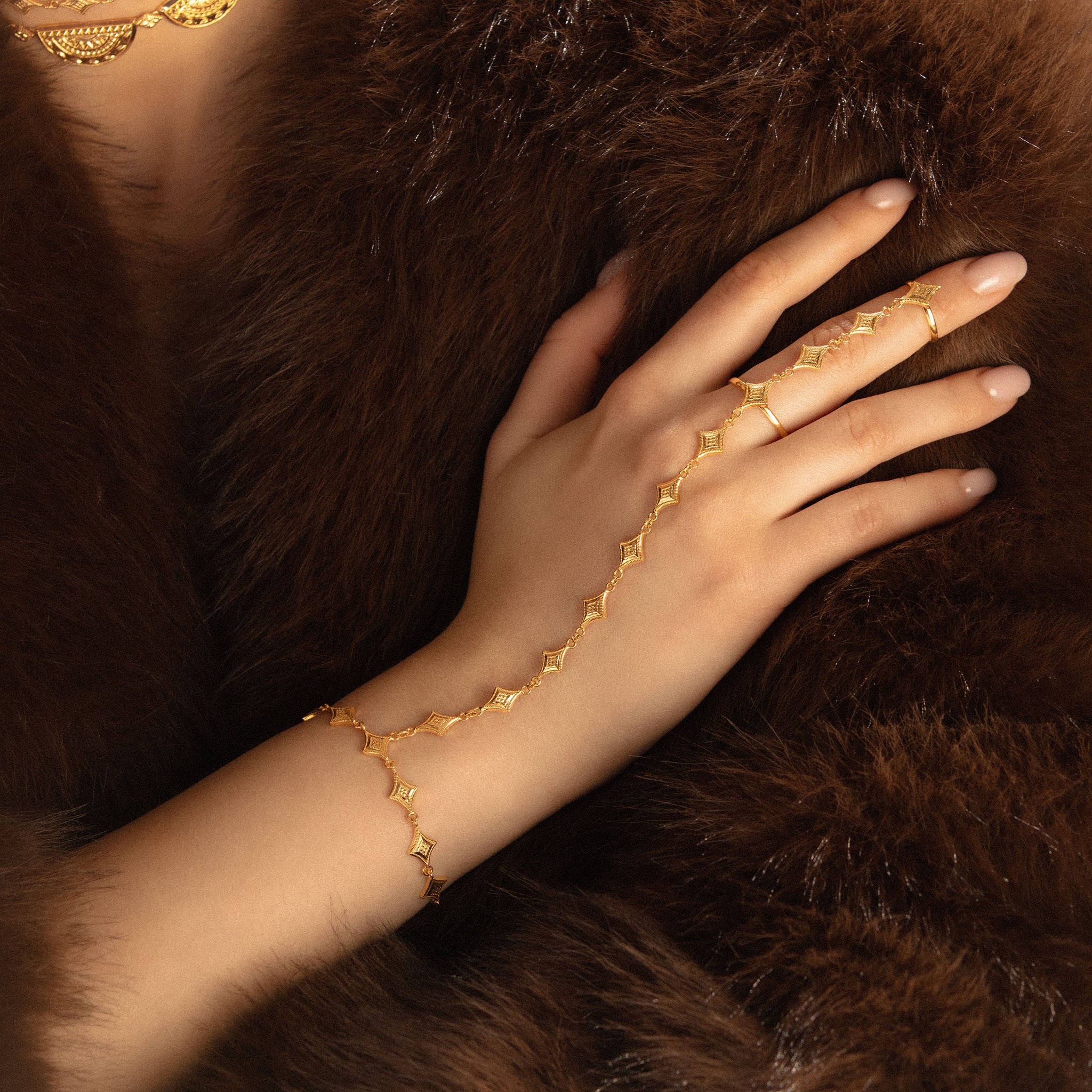 Ghasaq Kaaf – Asila Jewellers